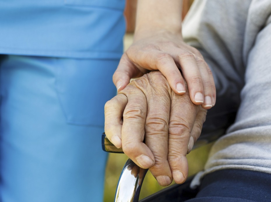 How Hospice Can Help Late stage Dementia Patients Healthy Headlines how-hospice-can-help-late-stage-dementia-patients-healthy-headlines